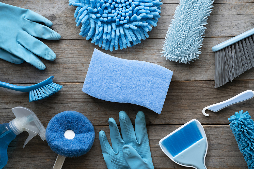 7 Window Cleaning Tips - How to clean windows | HireRush Blog