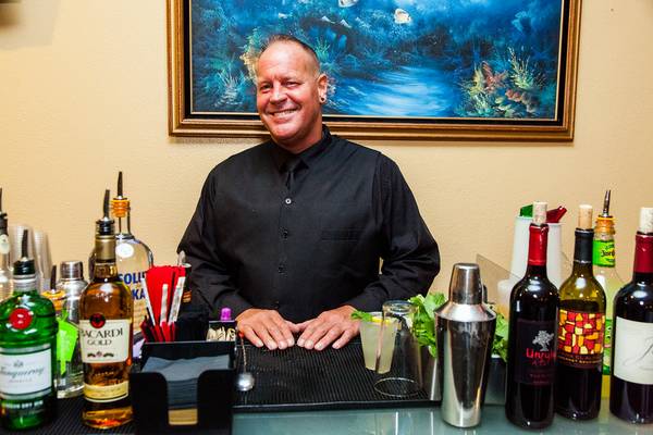 Holiday Bartender - 1 Photo - (415) 666-5958 - San Francisco, CA - HireRush